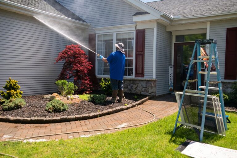 How To Pressure Wash A House To Prepare For An Open House - Huliq