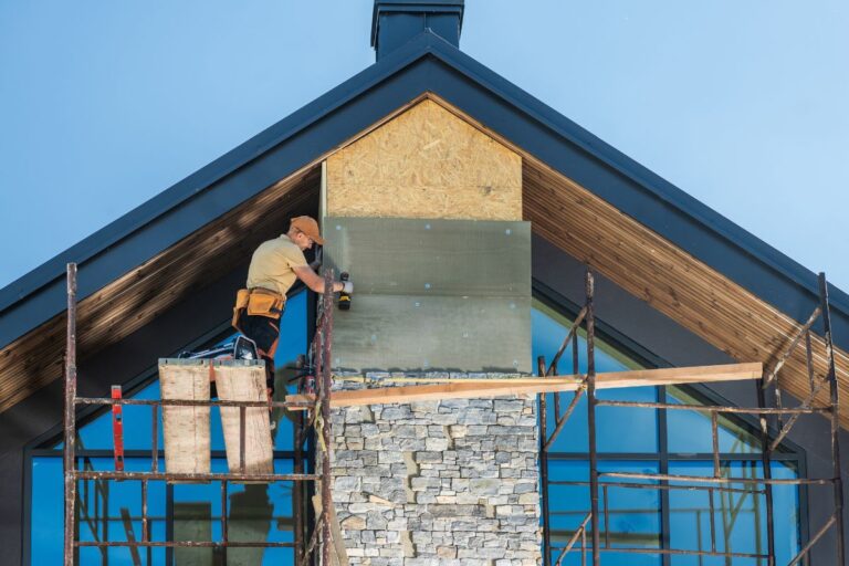 What Is the Difference Between Stone Veneer and Stone Cladding? - Huliq